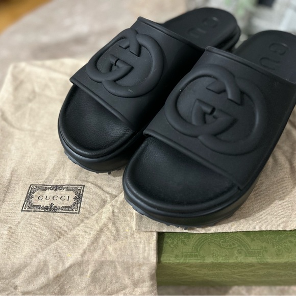 Gucci | Shoes | Gucci Womens Slide With Interlocking G Sz 4 Black 10 ...